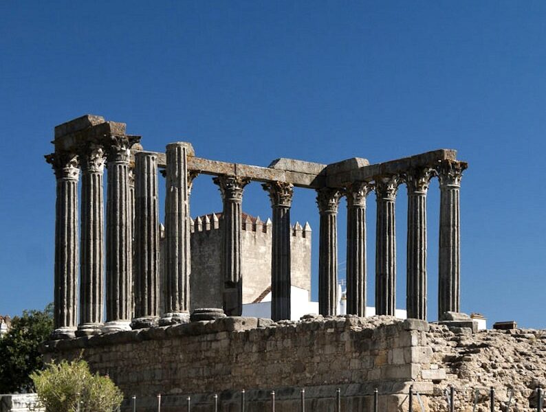 Bohy v římském chrámu vystřídali řezníci – EpochálníSvět.cz